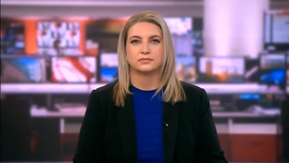 Anna Foster BBC, Bio, Age, Husband, Education, Religion, Salary ...